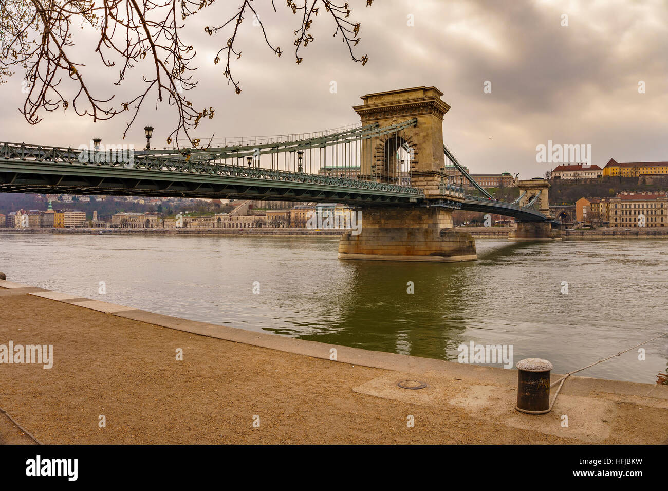 The famous Chain Bridge in Budapest, Hungary Stock Photo - Alamy