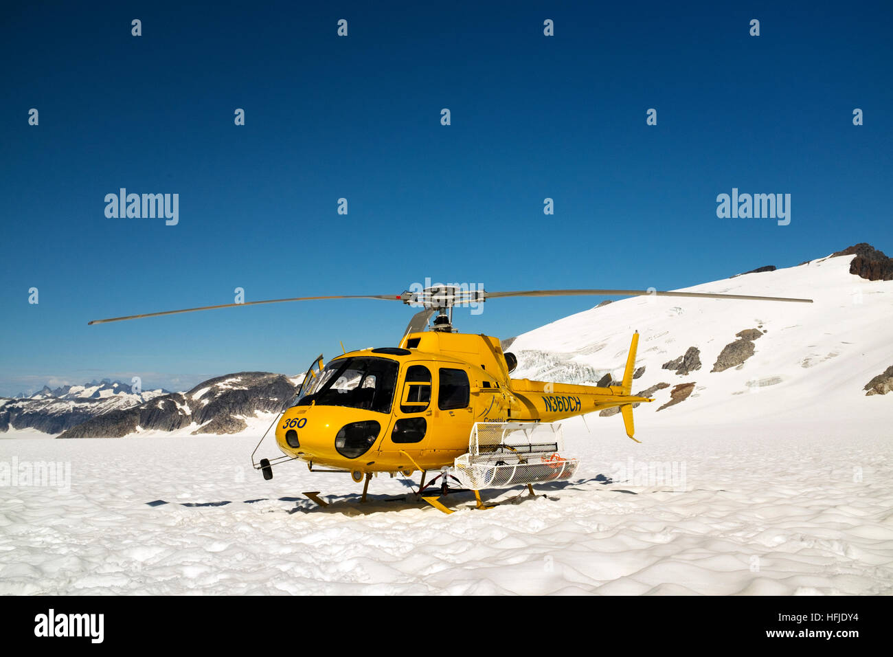 Star helicopters hi-res stock photography and images - Alamy