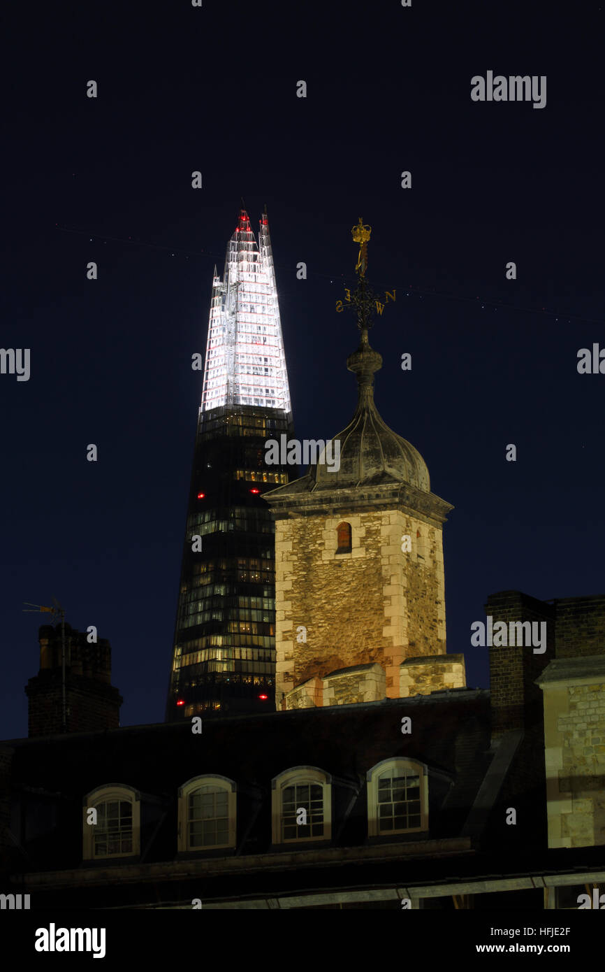 Shard christmas lightshow hi-res stock photography and images - Alamy