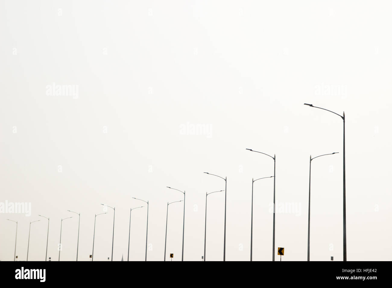 Road divider hi-res stock photography and images - Alamy