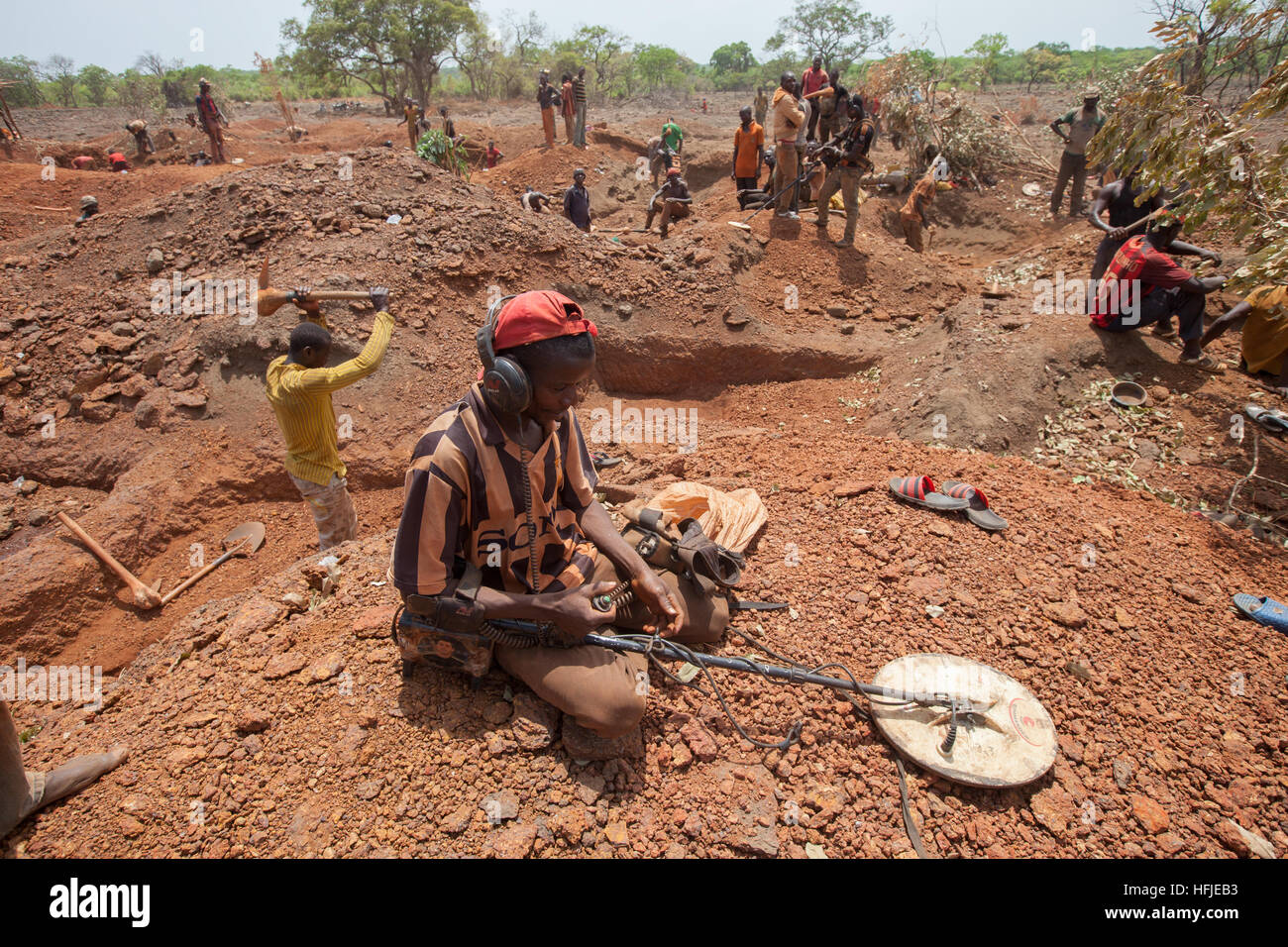 Gold detector hi-res stock photography and images - Alamy