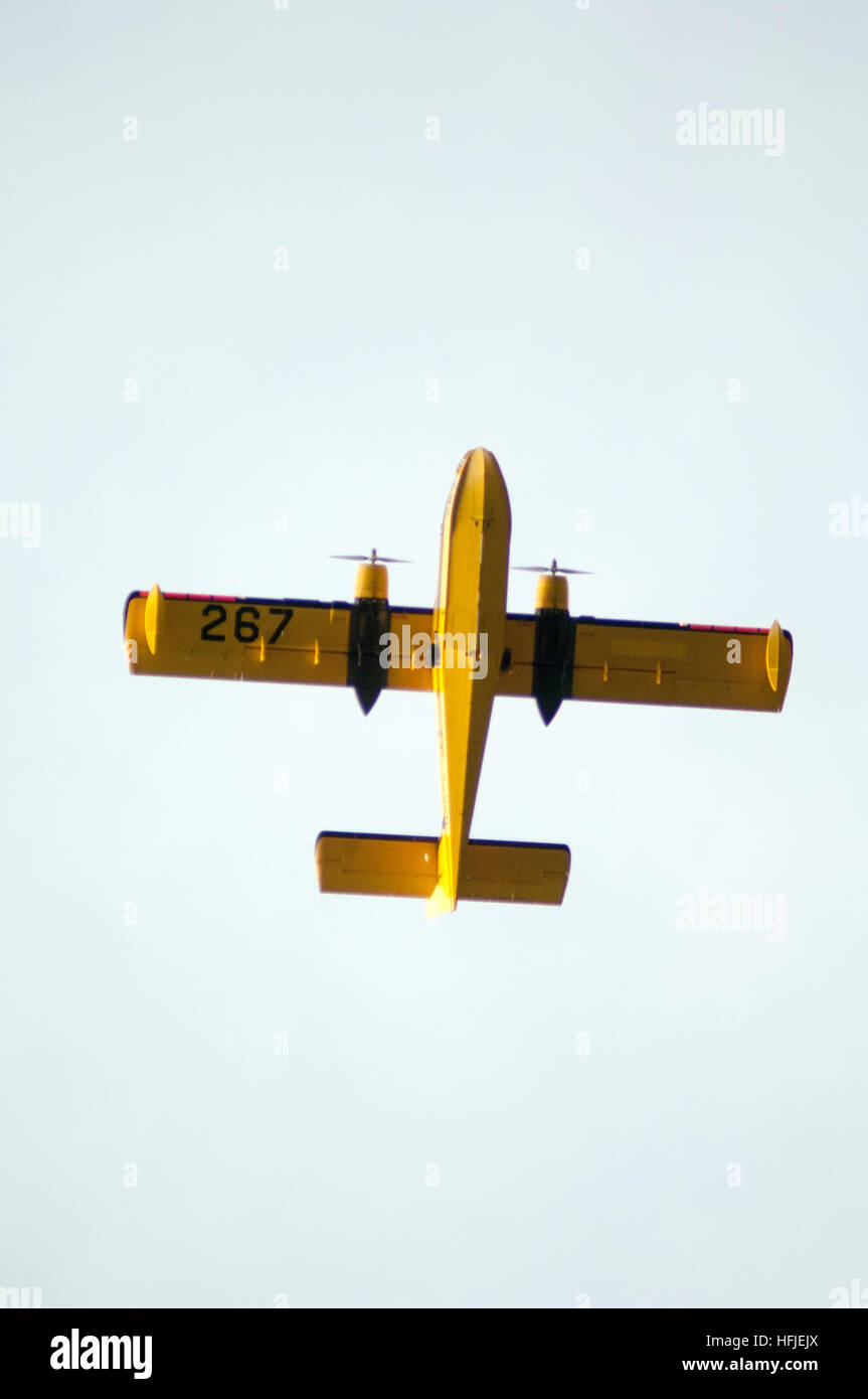 Aviation Fire Fighting Stock Photos & Aviation Fire Fighting Stock ...