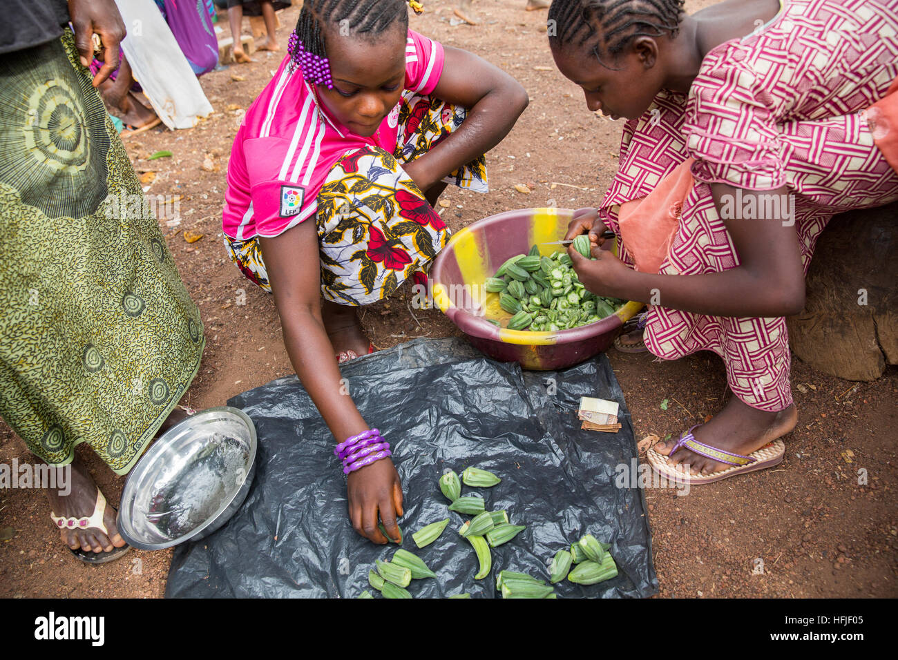 African village school hi-res stock photography and images - Alamy