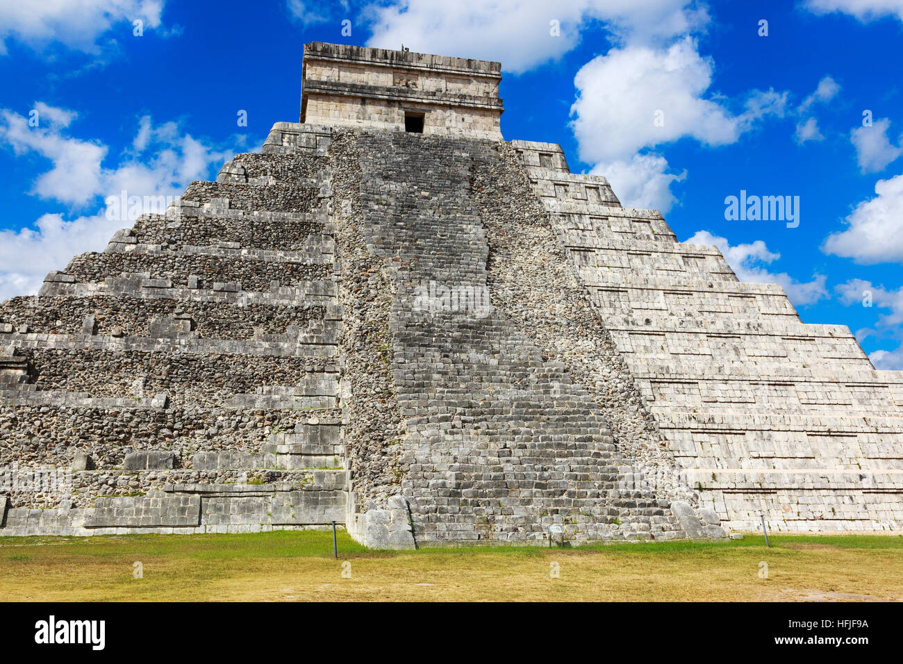 Central structure of Castillo, in the ancient Mayan temple of Chichen ...