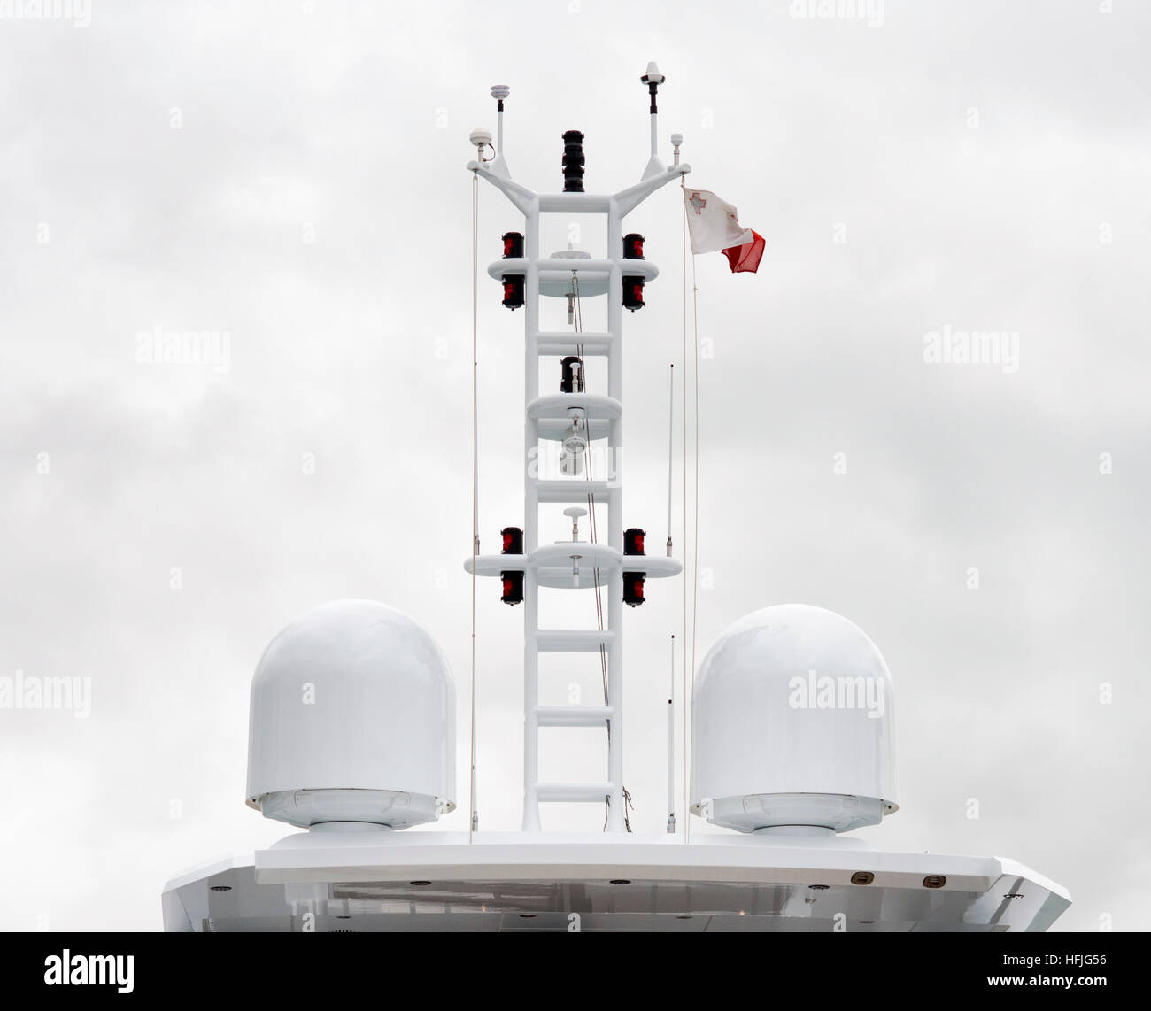 Yacht satellite dome hi-res stock photography and images - Alamy