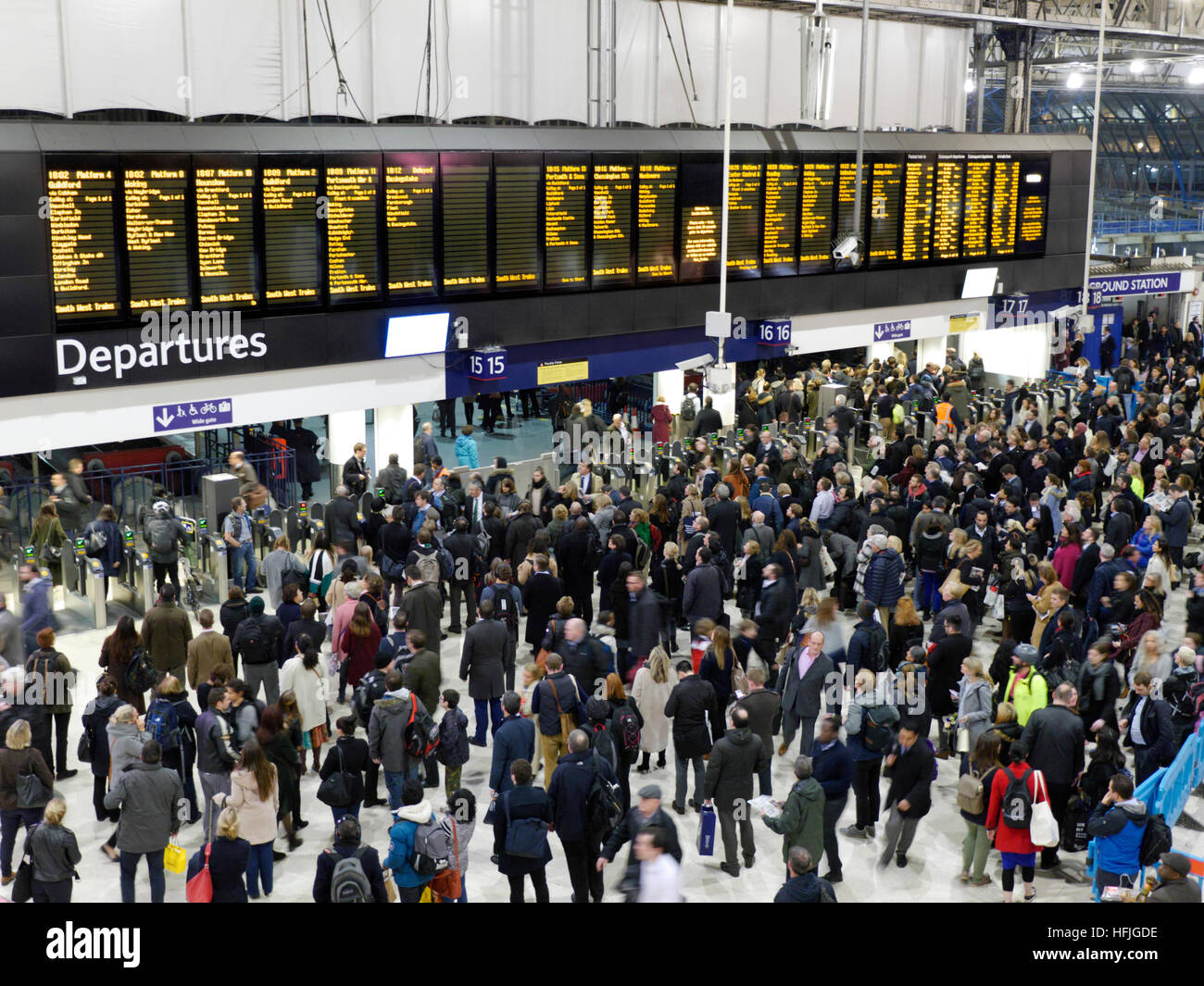 CROWDS AT WATERLOO STATION Very busy departures concourse with ...