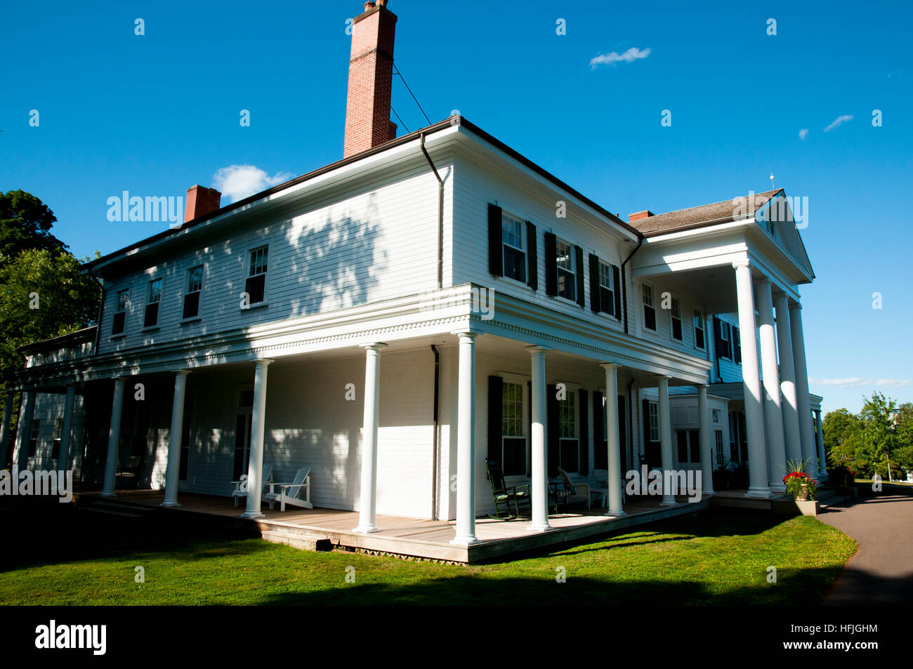 Government house official residence governor hi-res stock photography ...