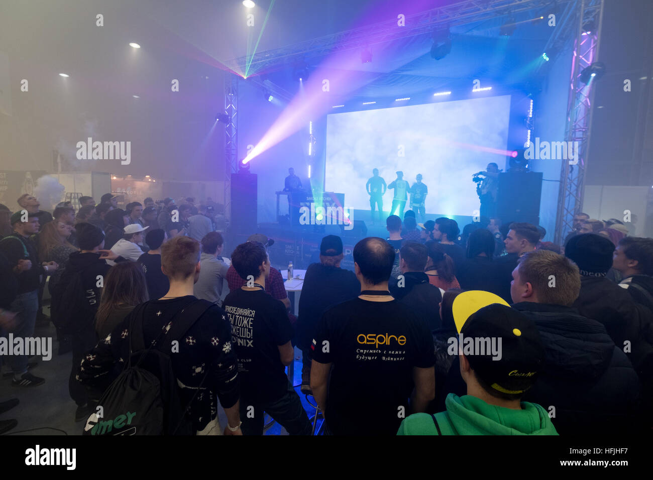 Rap battle hi-res stock photography and images - Alamy