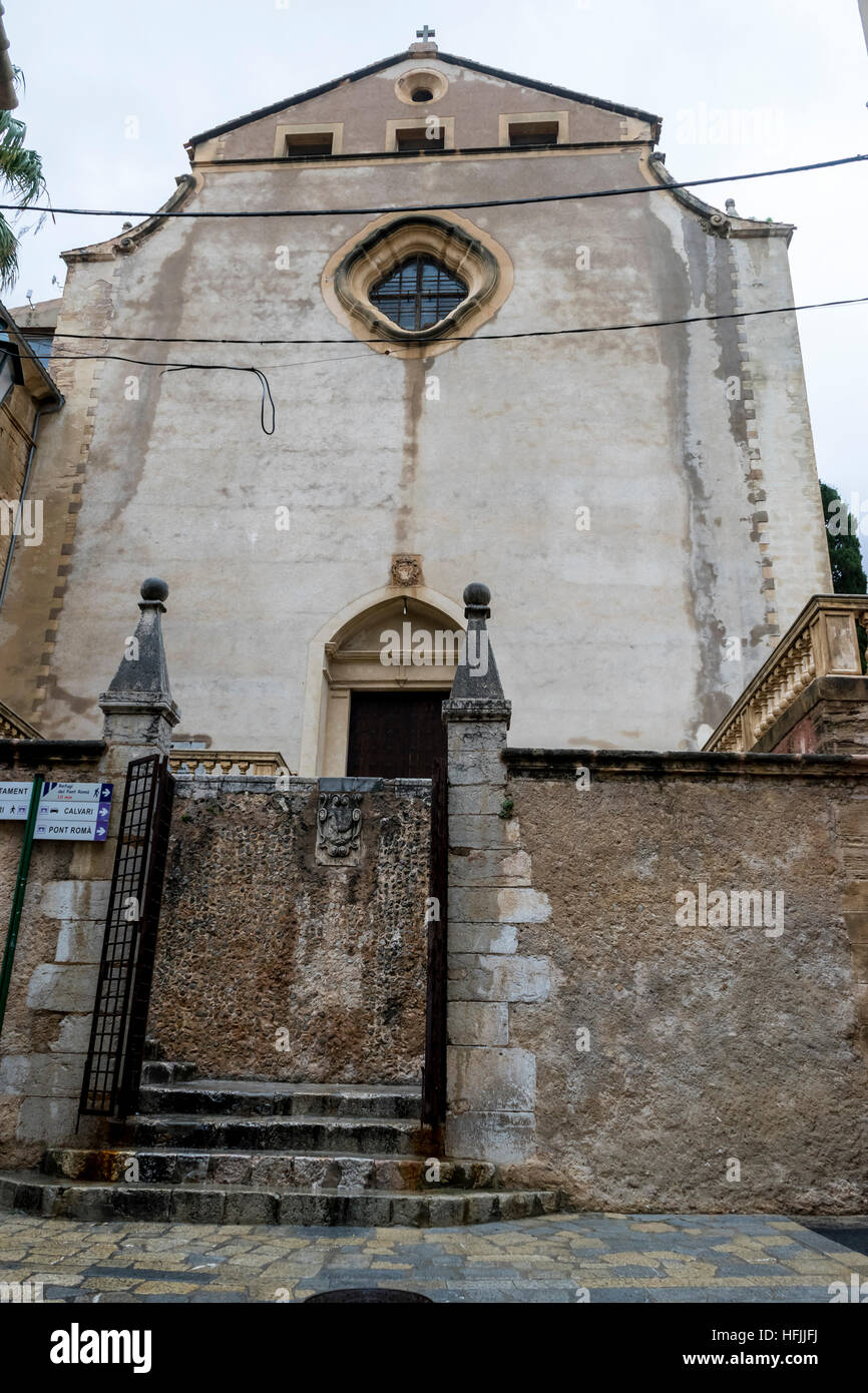 Church, View of Puerto Pollensa in the Balearic Islands, Spain, old ...
