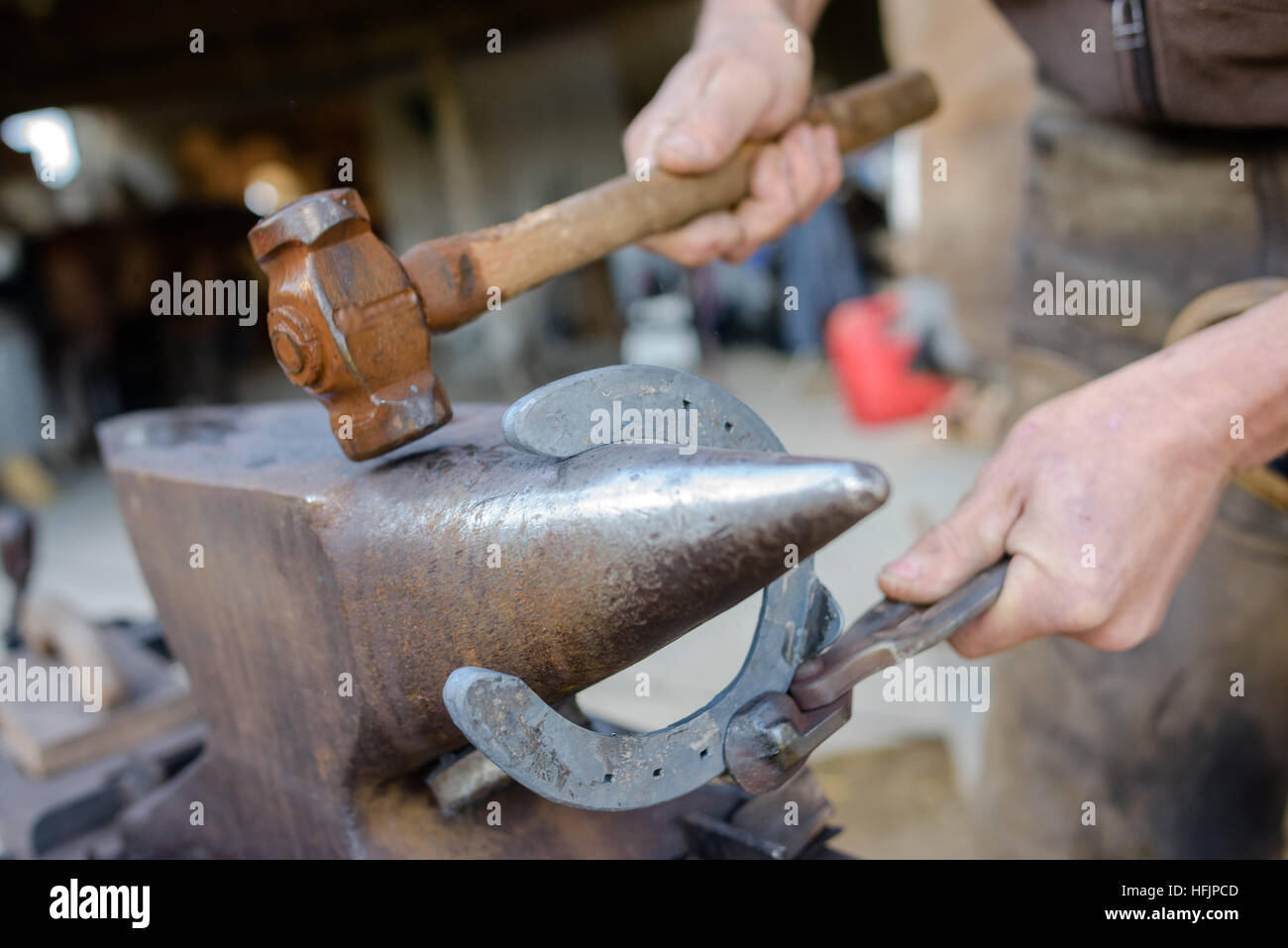 Closeup of farrier's anvil Stock Photo - Alamy