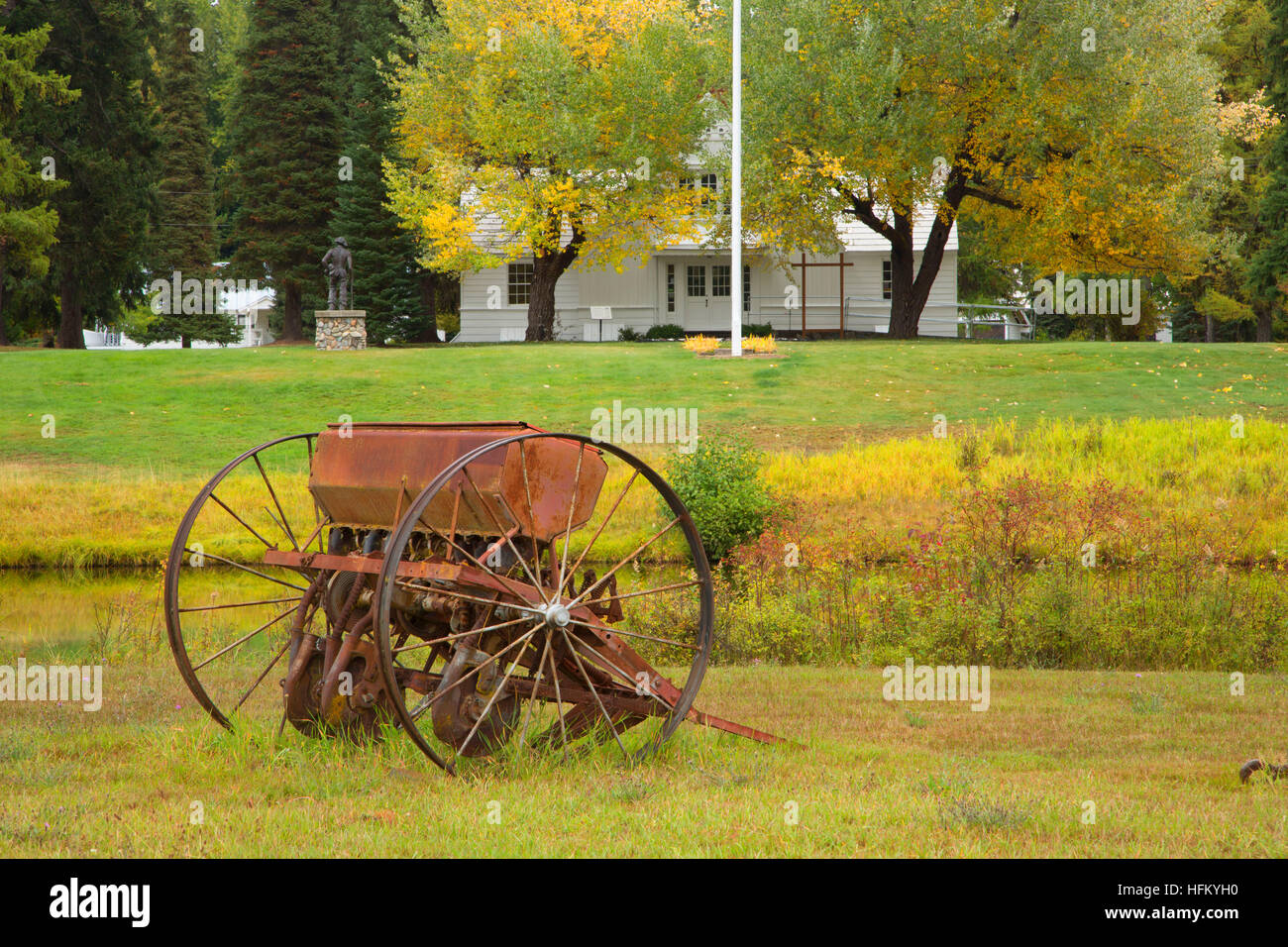 Administration Building (Visitor Center) with farm equipment, Savenac ...