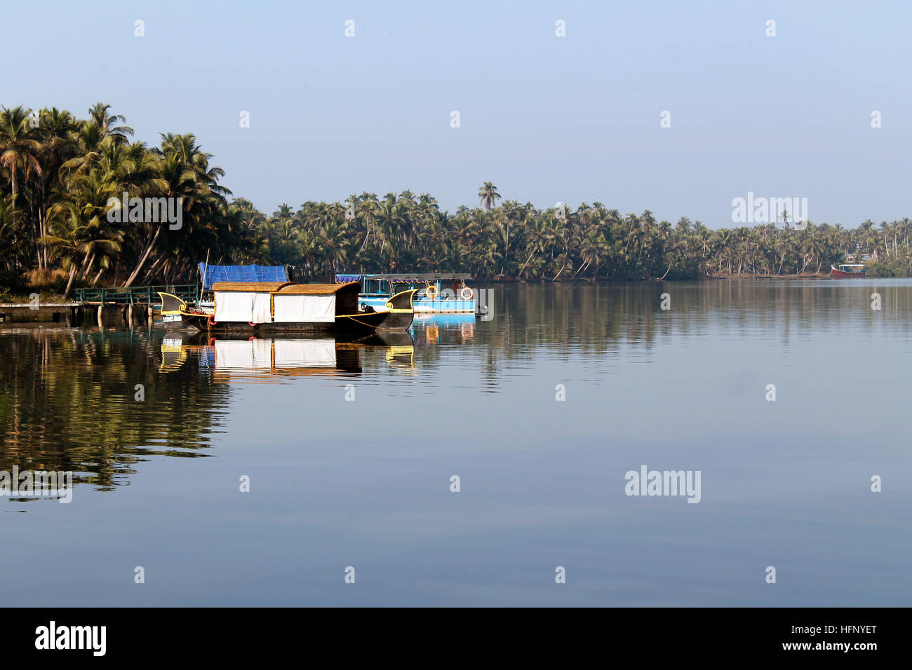 Traditional Indian boats Stock Photo - Alamy