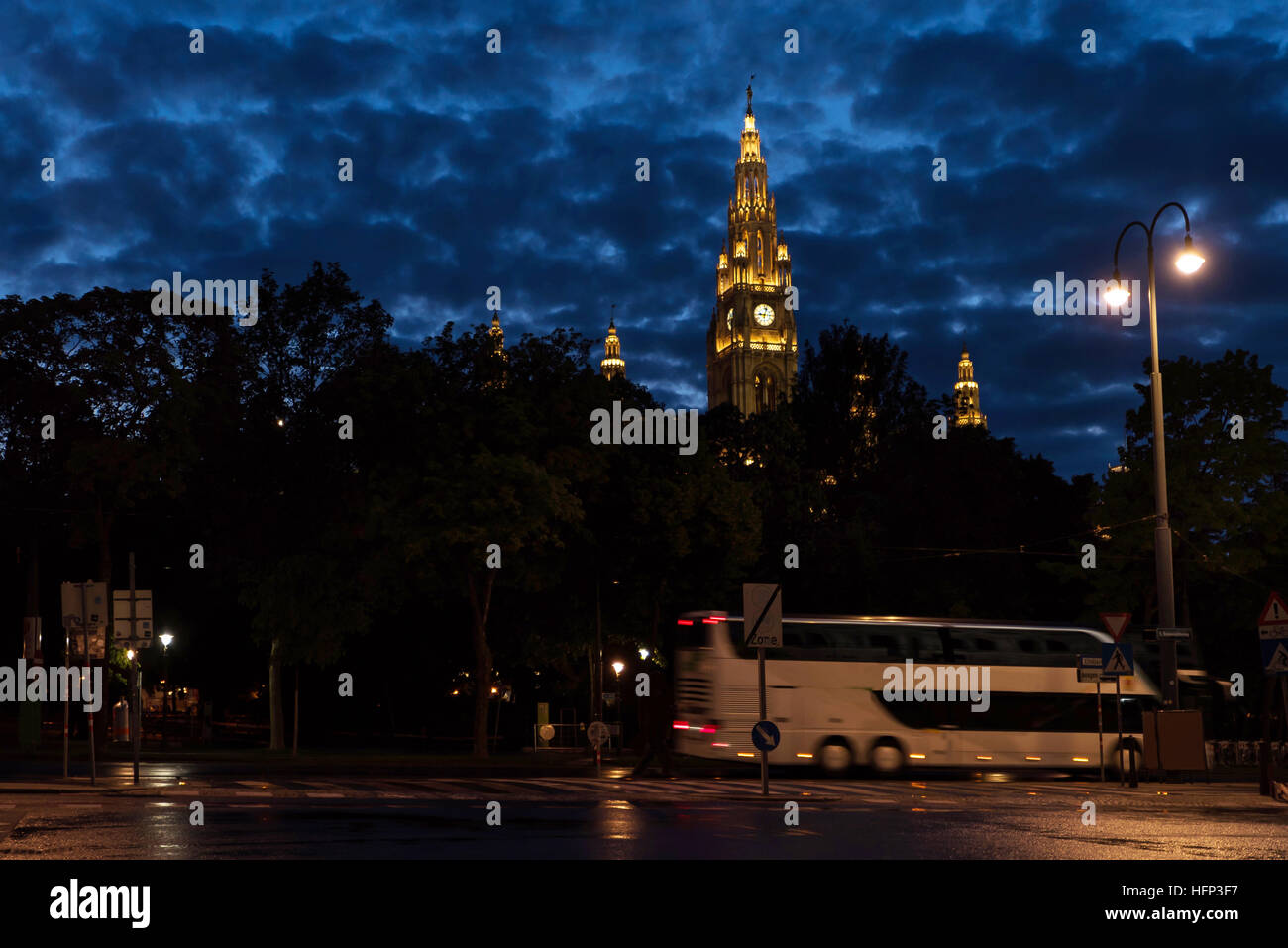 Rathaus town hall townhall city hall cityhall hi-res stock photography ...