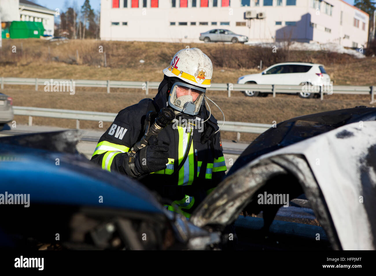 Car accident fireman hi-res stock photography and images - Alamy
