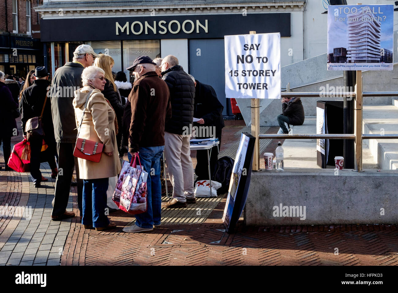 Worthing Town Centre High Resolution Stock Photography and Images - Alamy