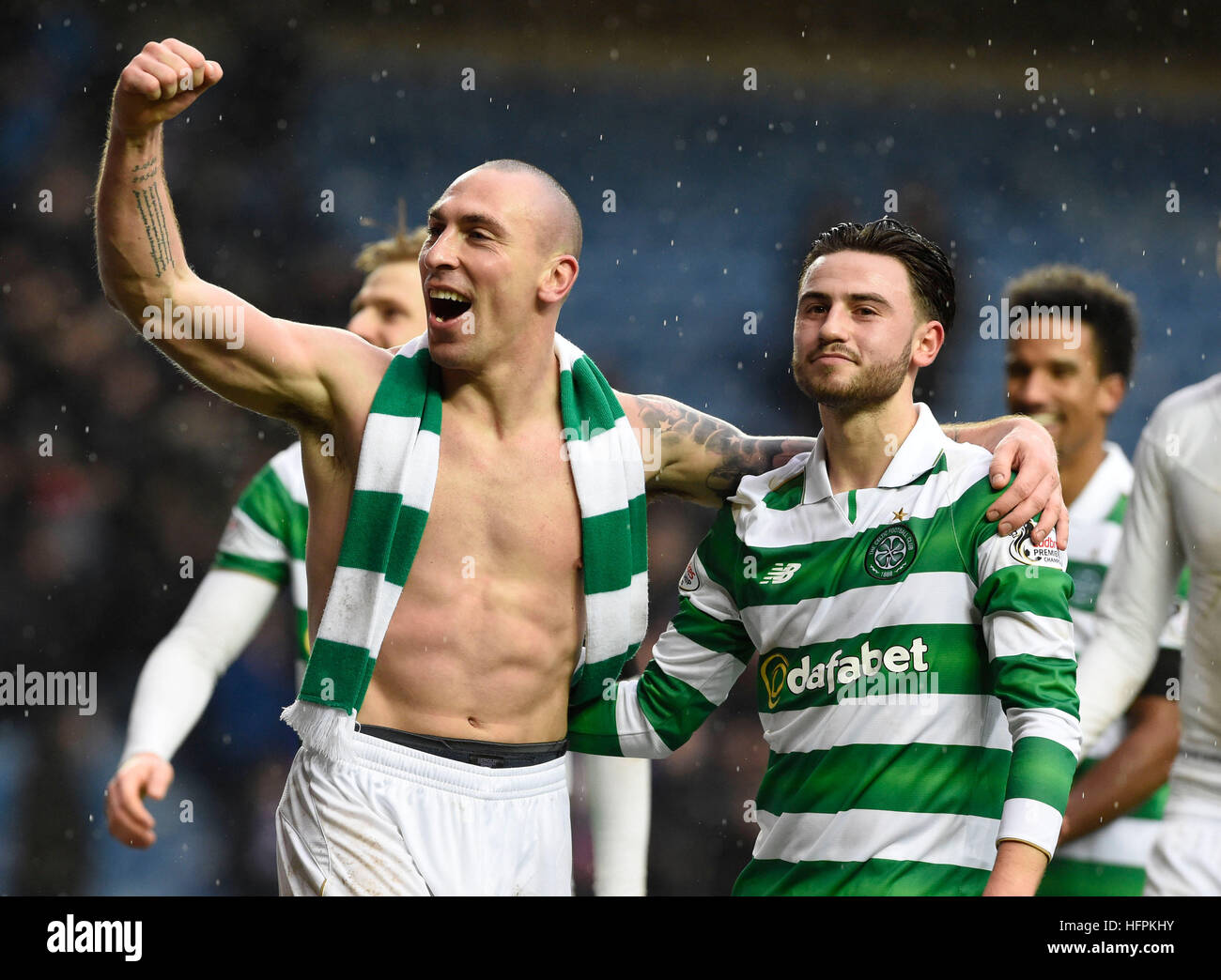 Celtic's Scott Brown and Patrick Roberts celebrate after defeating ...