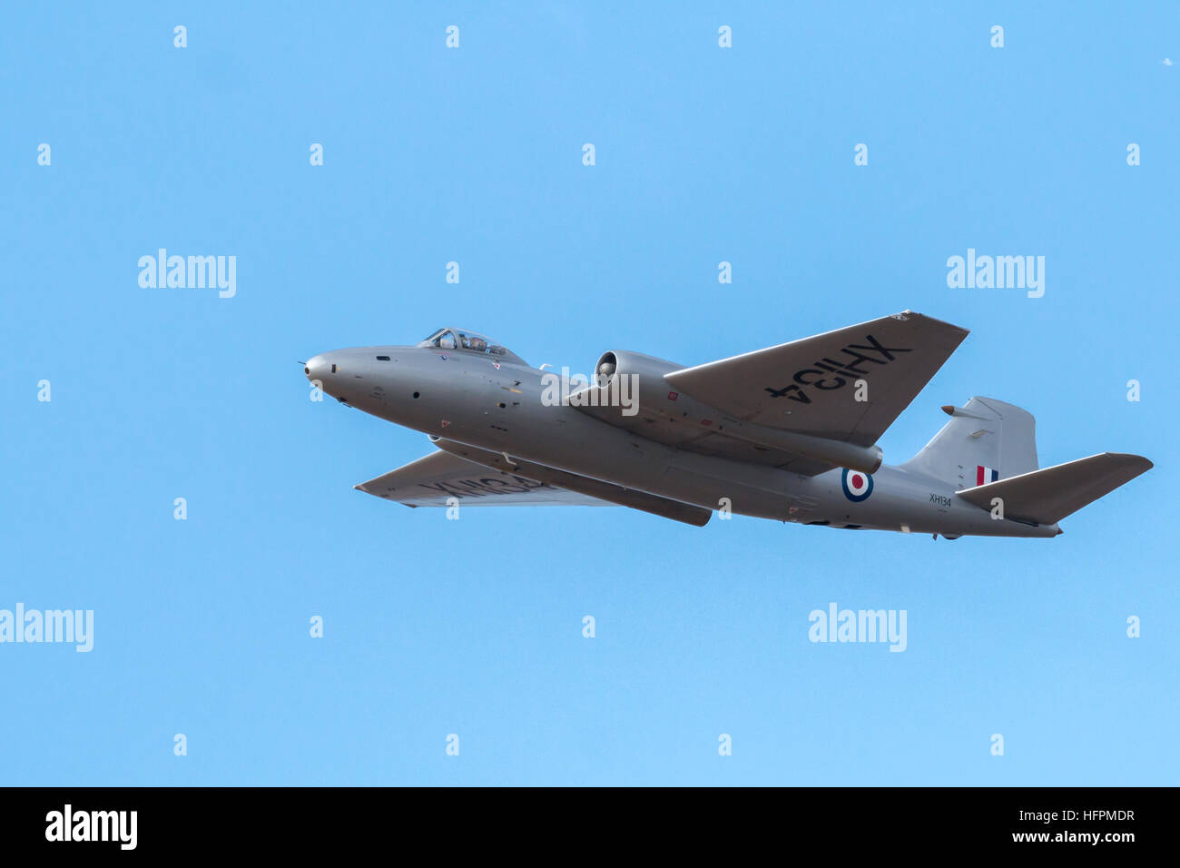 Raf english electric canberra aircraft hi-res stock photography and ...