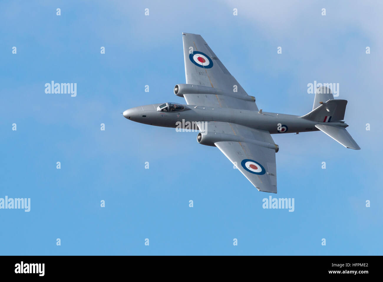 Raf english electric canberra aircraft hi-res stock photography and images - Alamy