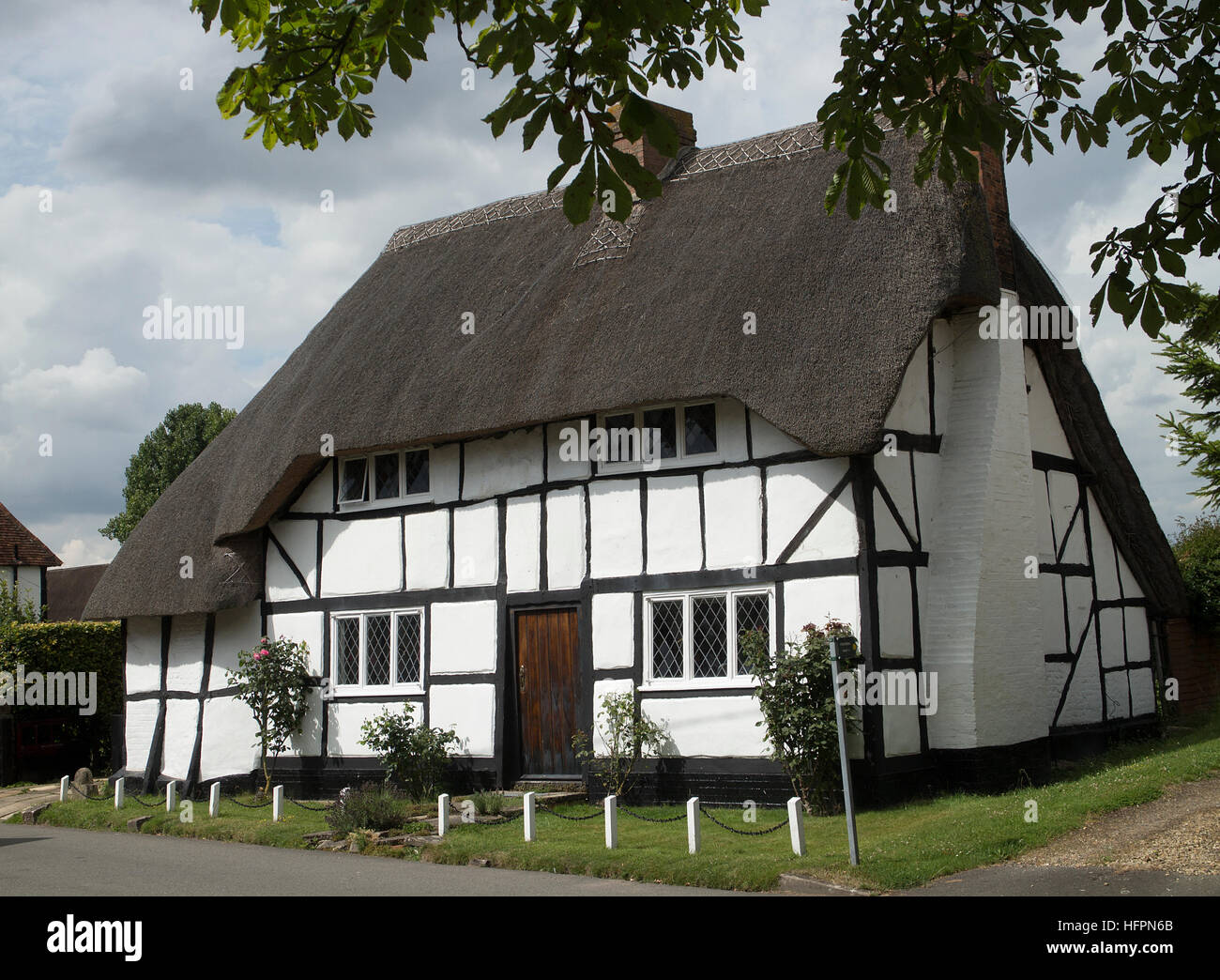 Half-timbered house in West Hagbourne, Oxfordshire Stock Photo - Alamy