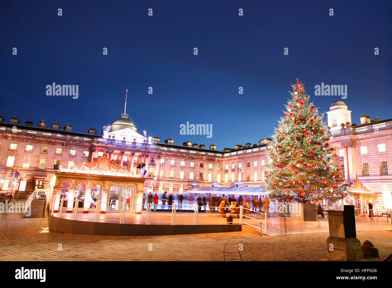 Night View of Somerset House in Strand, London Stock Photo - Alamy