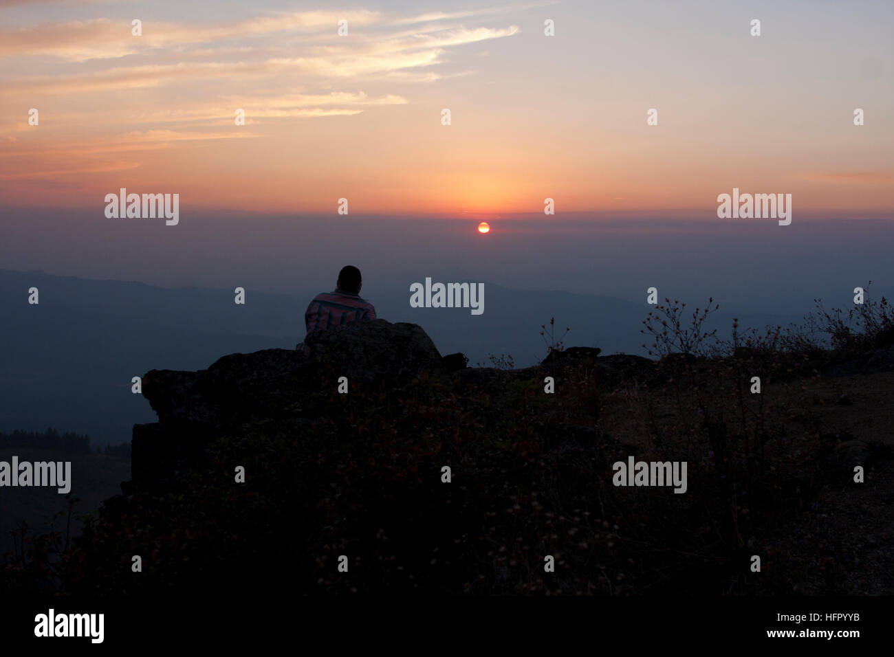 Looking at the sun set hi-res stock photography and images - Alamy
