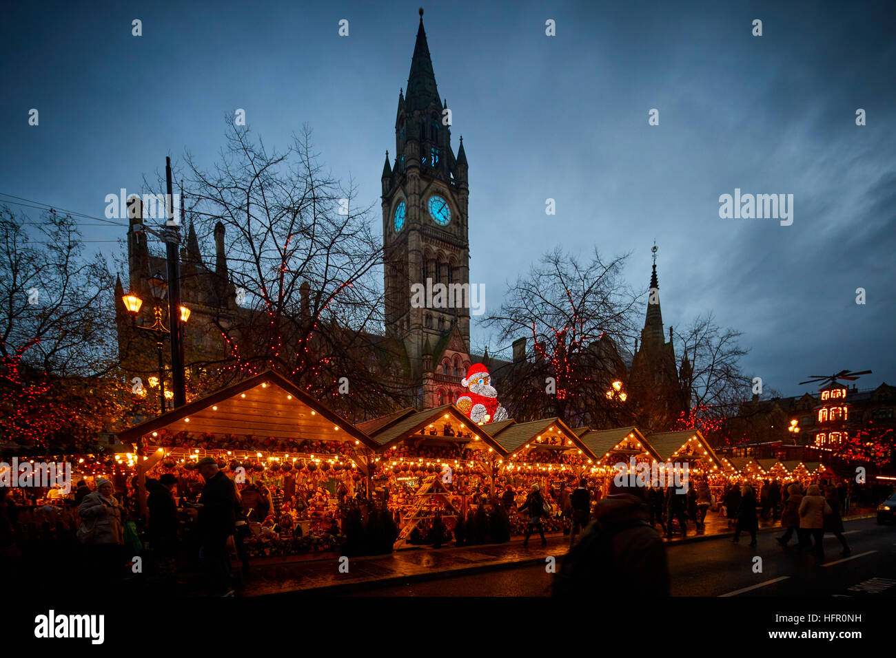 Manchester christmas german markets lights hi-res stock photography and ...