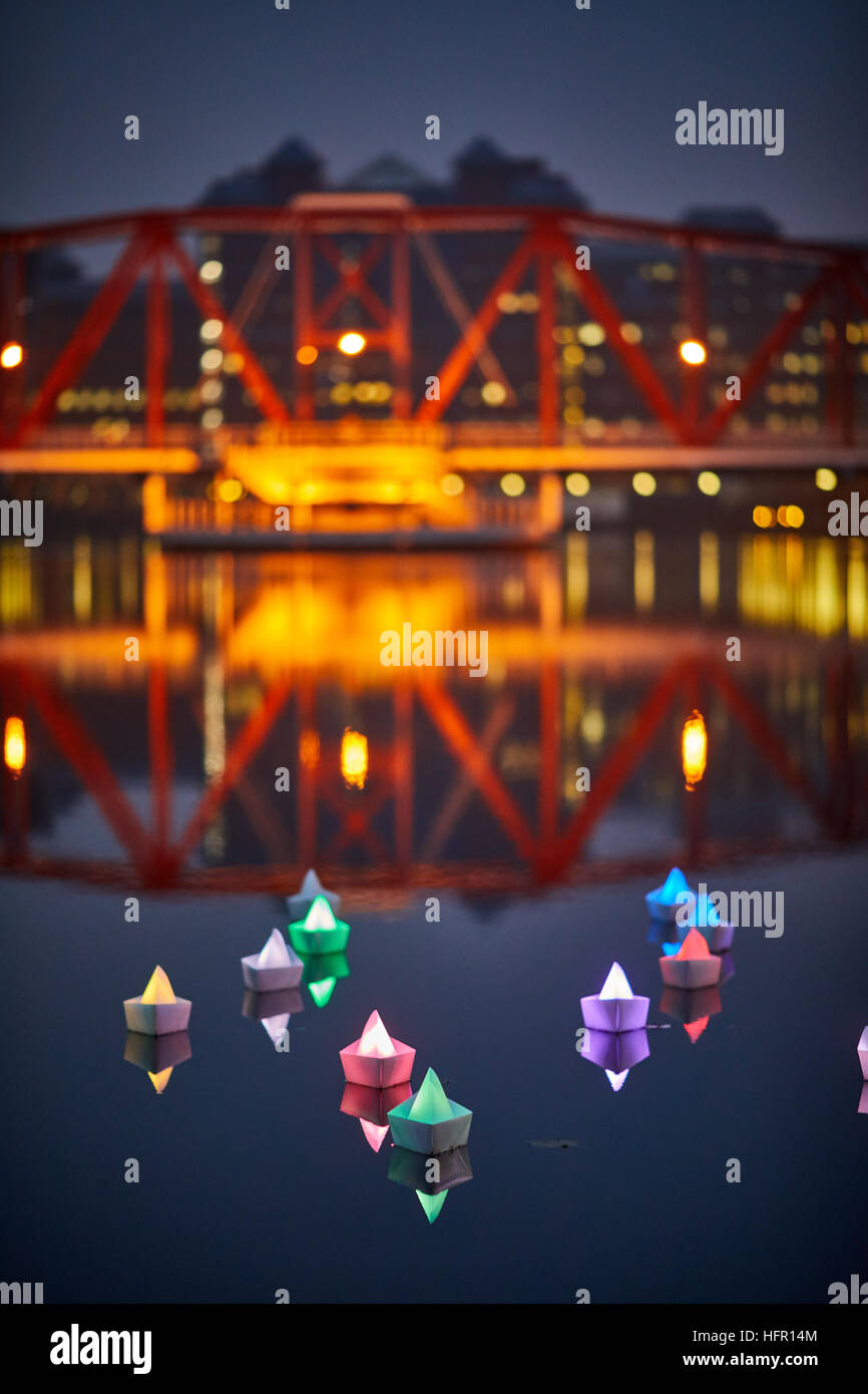 Manchester Salford Quays docks basin show Voyage by Aether & Hemera ...
