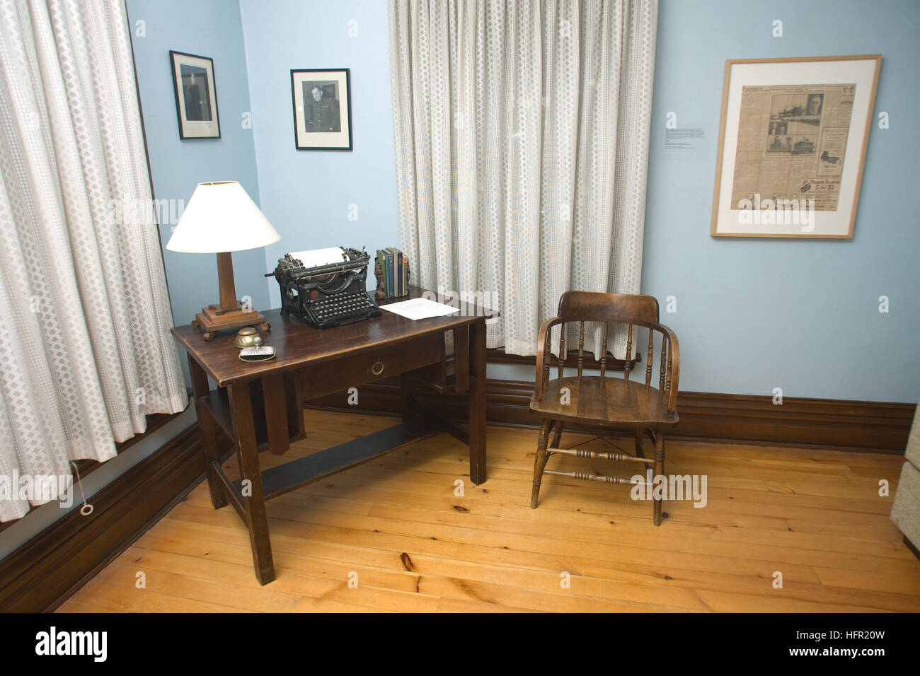 Frederick banting hi-res stock photography and images - Alamy