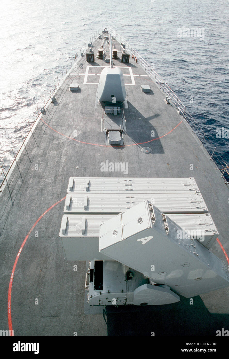 United states destroyer submarine hi-res stock photography and images ...