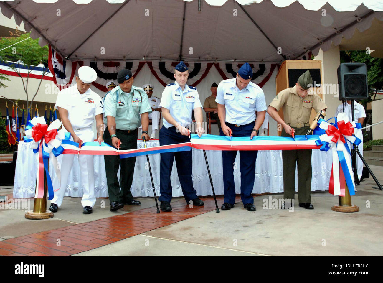 071015-N-5086M-049 SAN DIEGO (OCT. 15, 2007) - From left to right, Navy ...