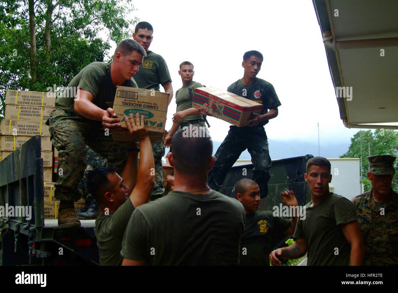060224-N-4772B-243 St. Bernard, Philippines (Feb. 24, 2006) - U.S ...