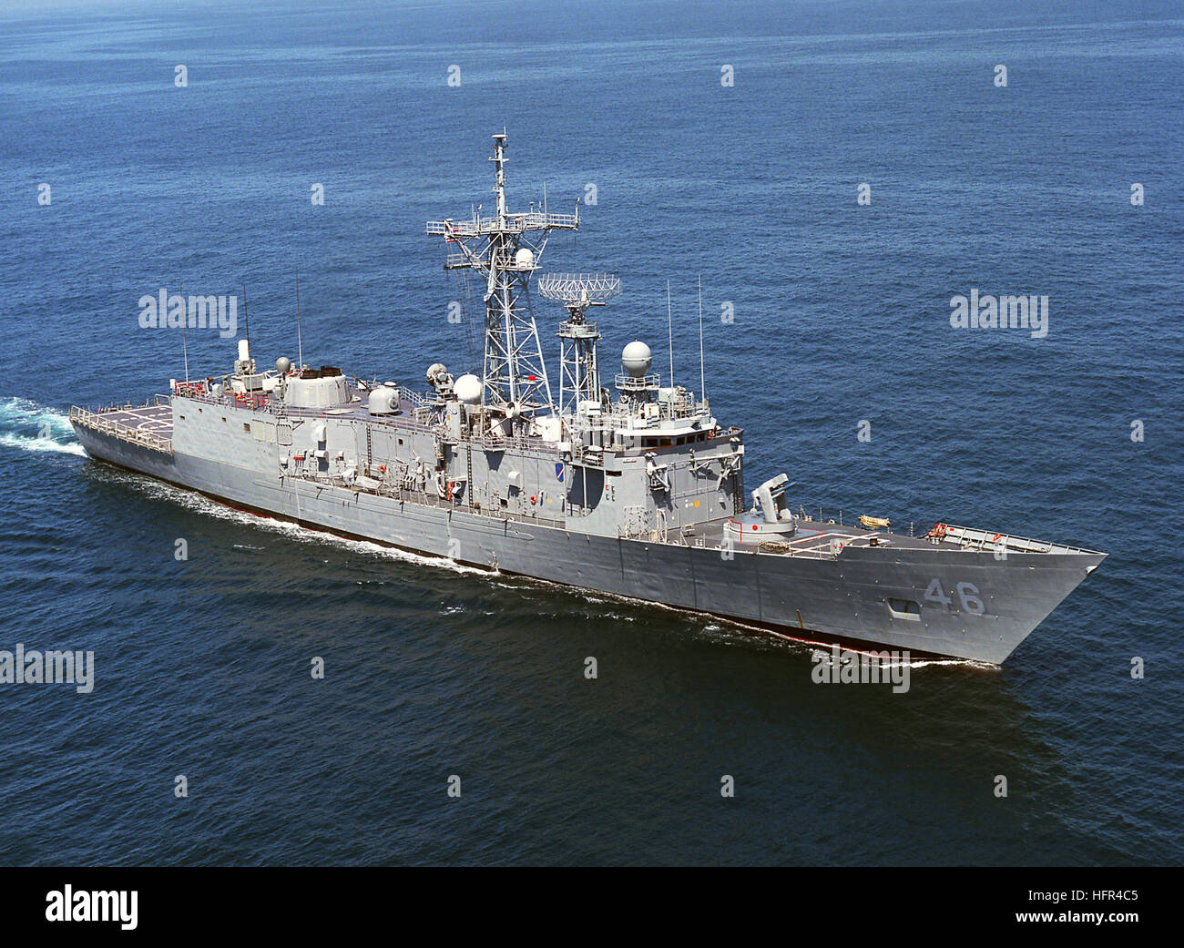 Aerial starboard side view of the US Navy (USN) Oliver Hazard Perry ...