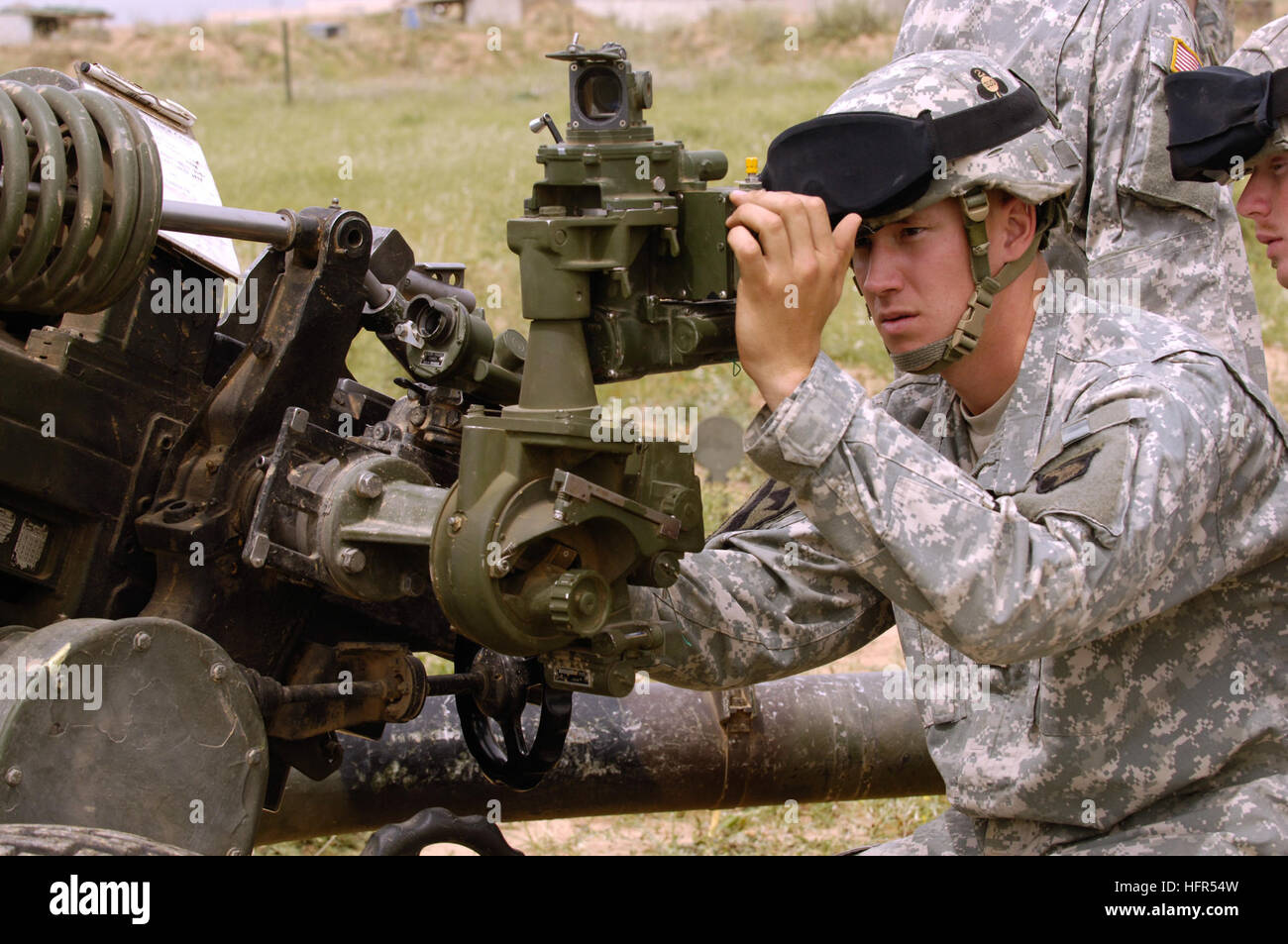 M119 a2 howitzer hi-res stock photography and images - Alamy