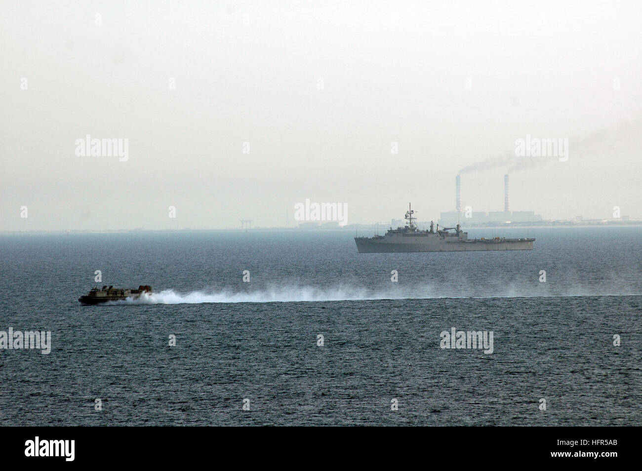 Gulf war kuwait navy hi-res stock photography and images - Alamy