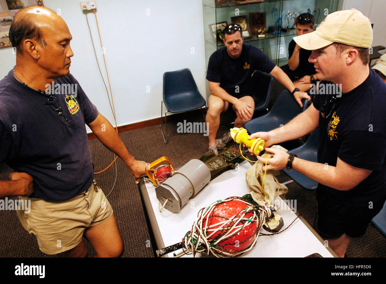 Singapore naval diving unit hi-res stock photography and images - Alamy