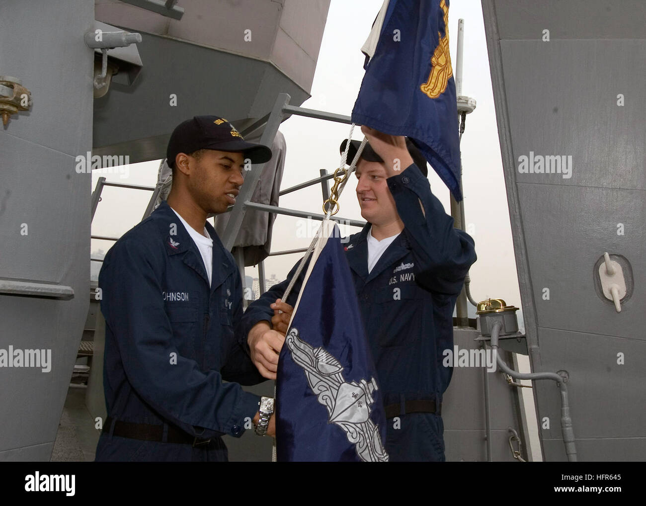 2006 guided missile destroyer uss stethem ddg 63 hi-res stock ...