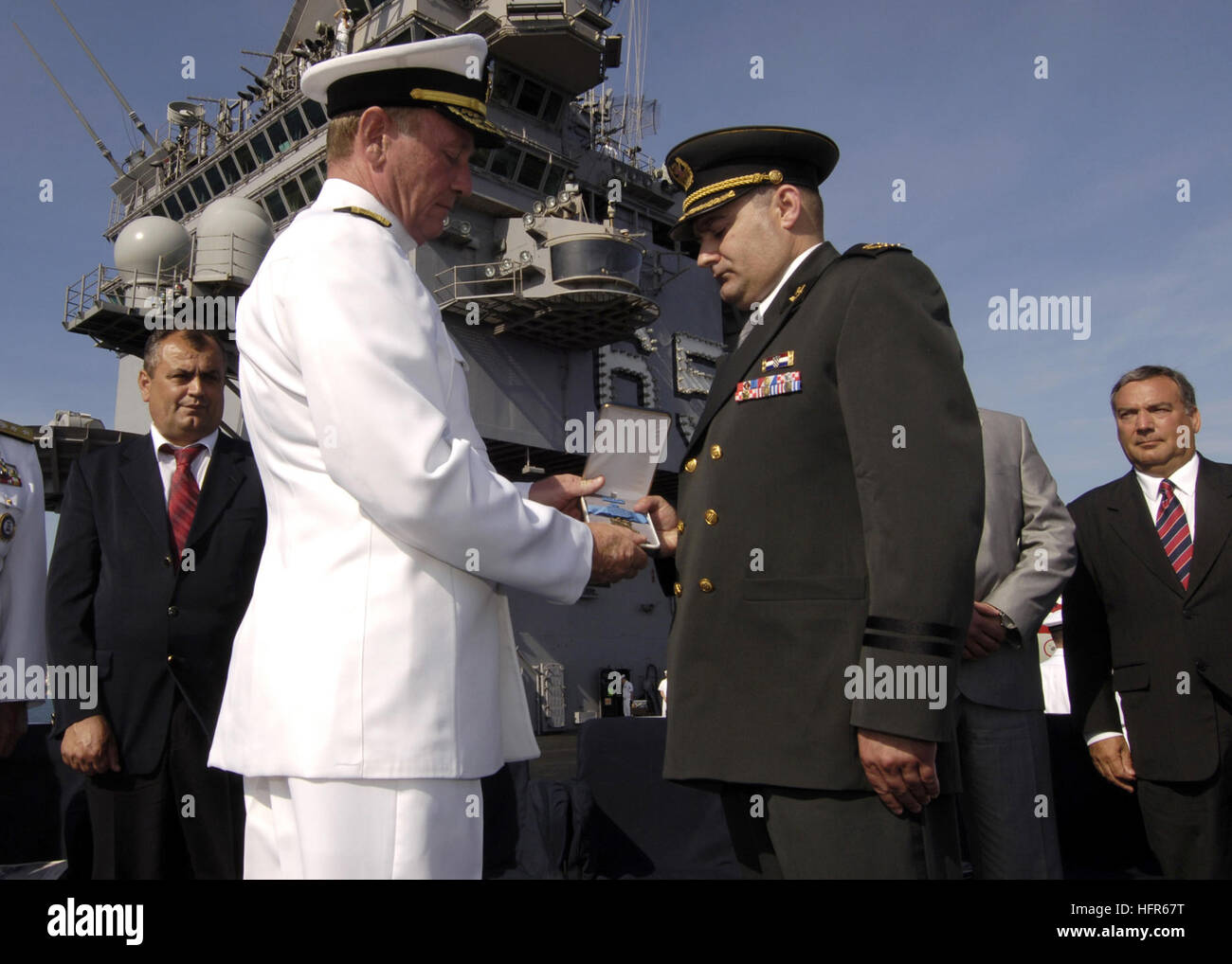 U s navy chief watertender peter tomich hi-res stock photography and ...