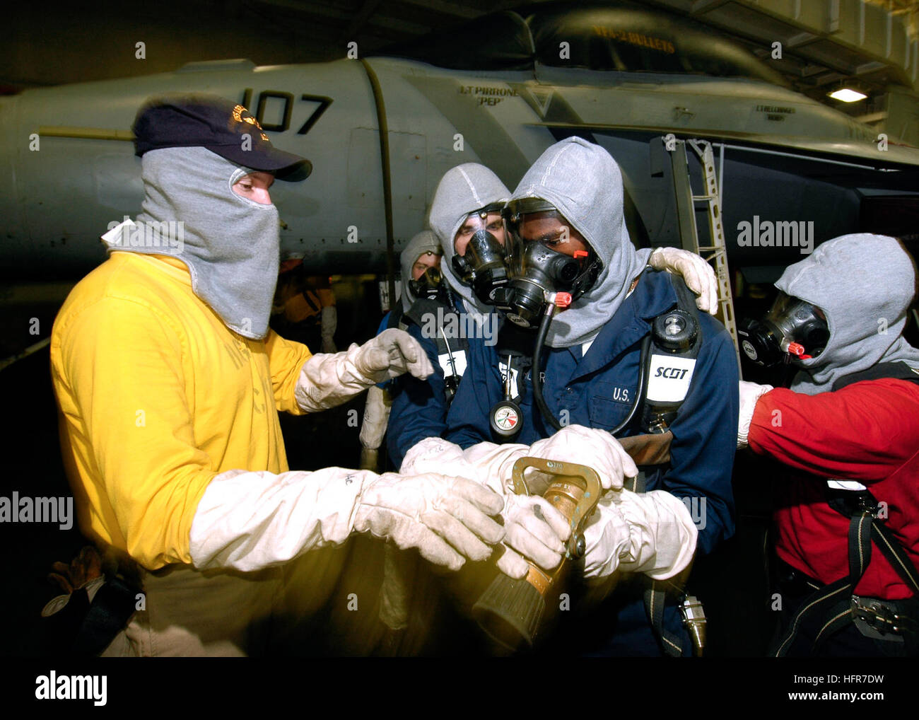 Teams nozzleman hi-res stock photography and images - Alamy