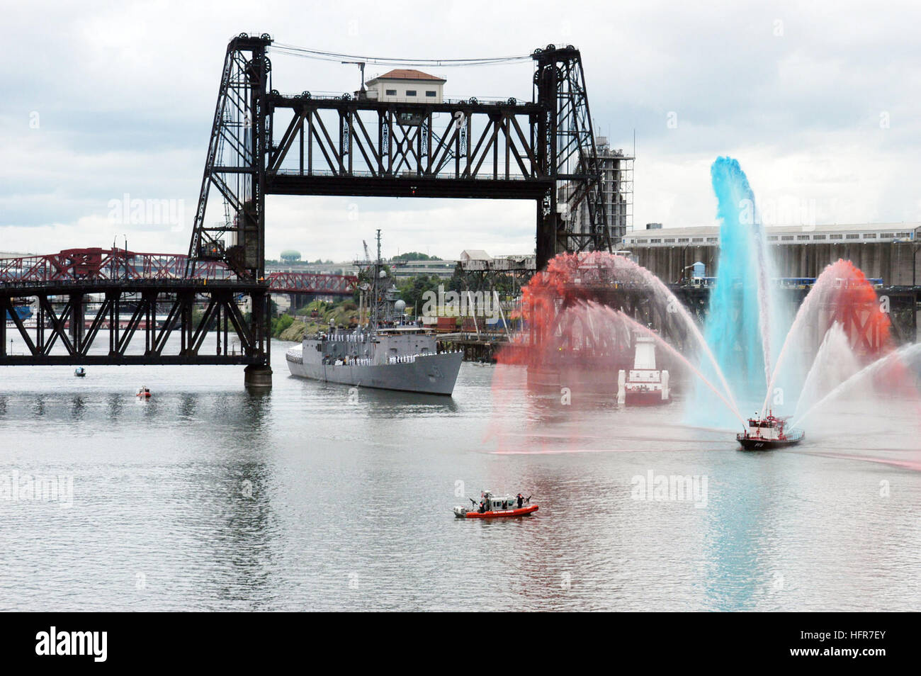 Uss Ingraham Ffg 61 High Resolution Stock Photography and Images - Alamy