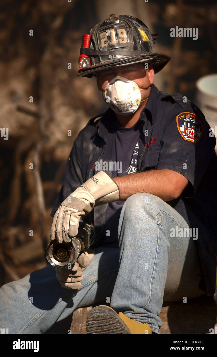 World trade center attack firefighter hi-res stock photography and ...