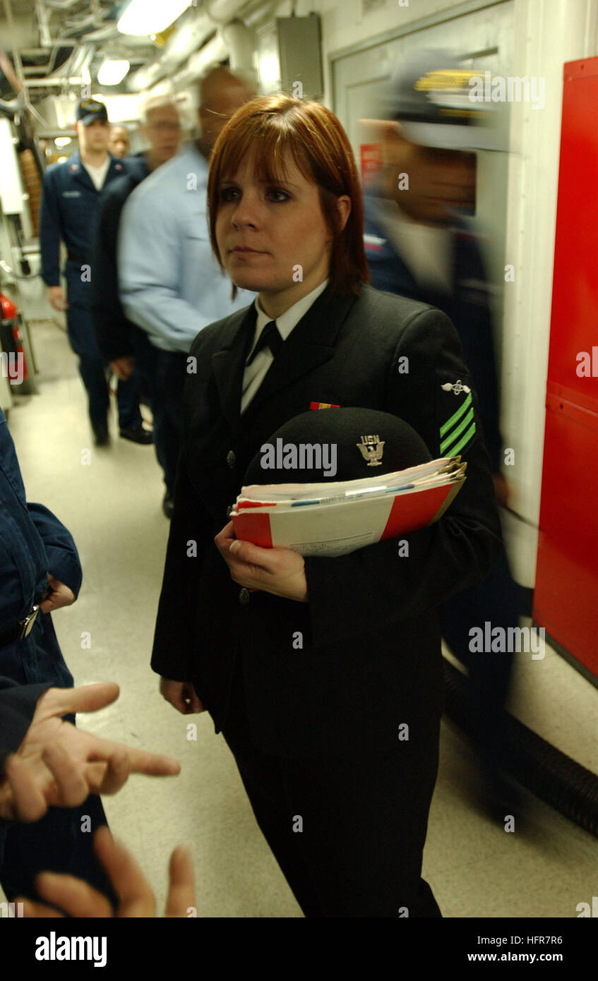 Typical day in the military hi-res stock photography and images - Alamy