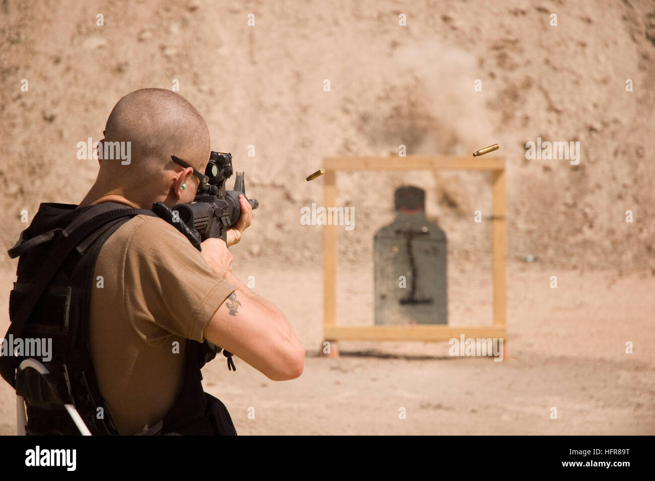 M4 assualt rifle hi-res stock photography and images - Alamy