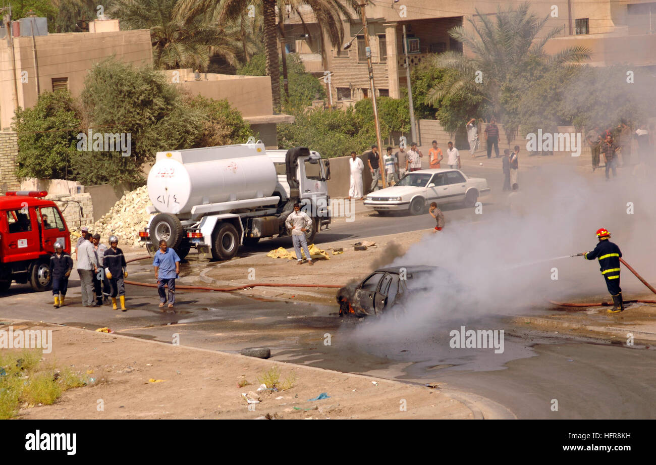 Iraqi firefighters hi-res stock photography and images - Alamy