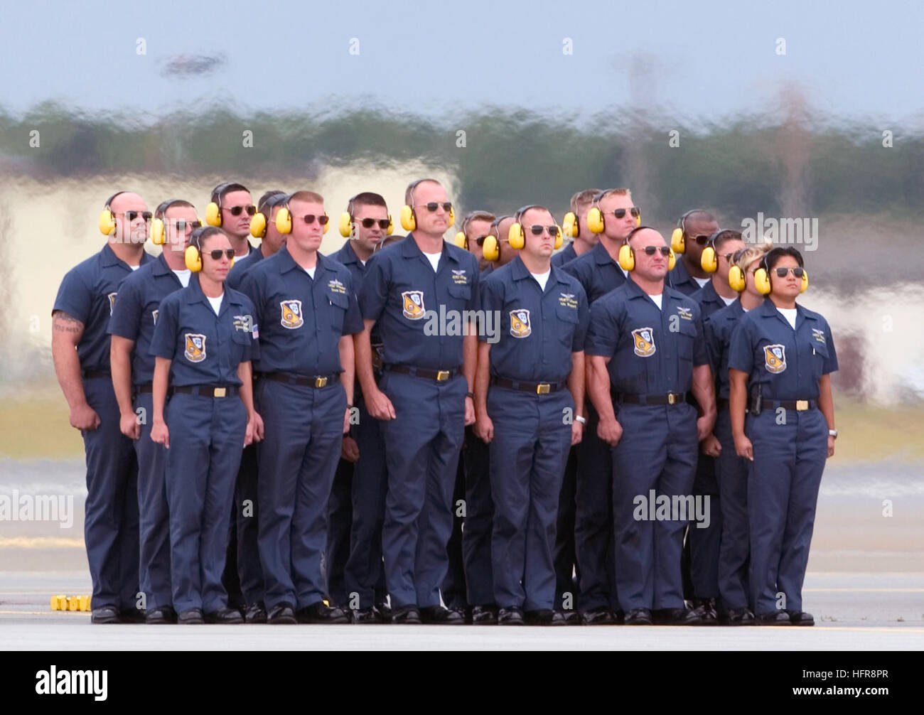 Arctic thunder 2006 hi-res stock photography and images - Alamy