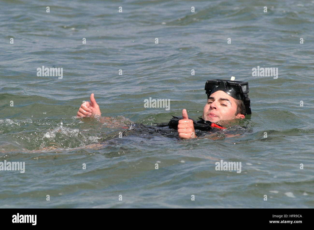 Us navy search rescue swimmer hi-res stock photography and images - Alamy
