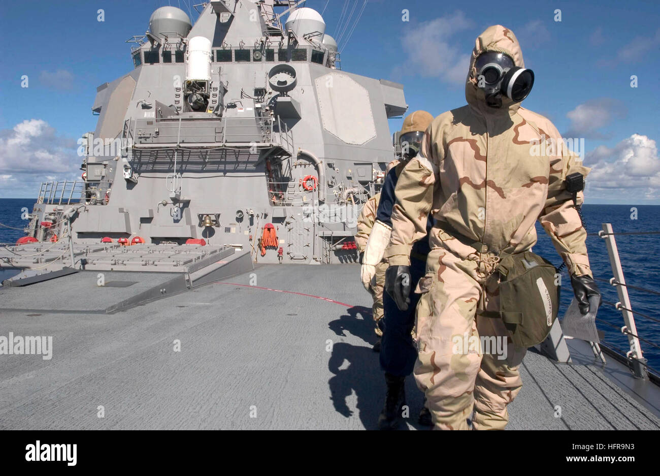 Arleigh burke class guided missile destroyer uss hopper ddg 70 hi-res ...