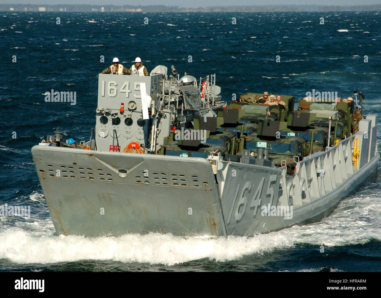 061024-N-4236E-005 Atlantic Ocean (Oct. 24, 2006) - A Landing Craft ...
