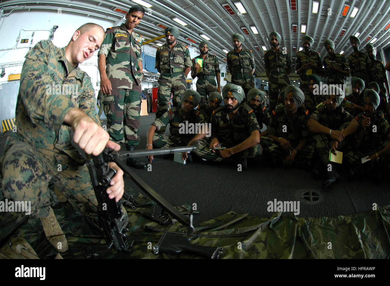 Sikh arms hi-res stock photography and images - Alamy