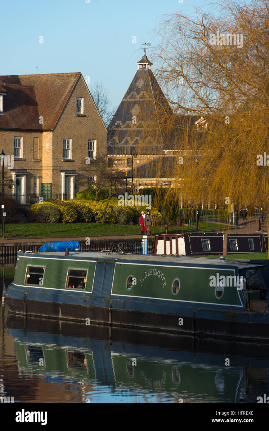 Great ouse boat hi-res stock photography and images - Alamy