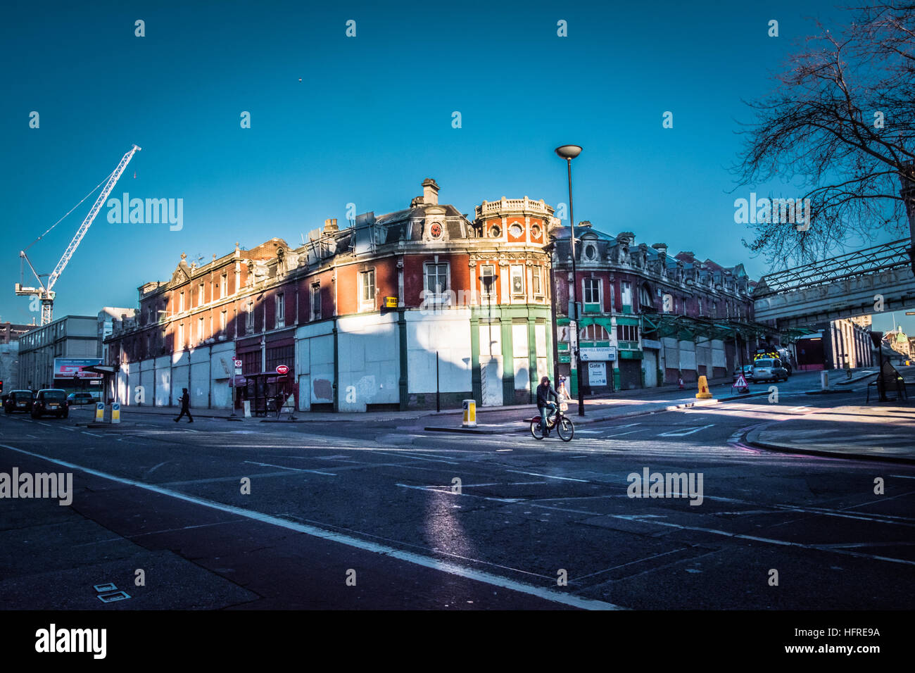 Smithfield General Market Building at the corner of Farringdon Road and ...